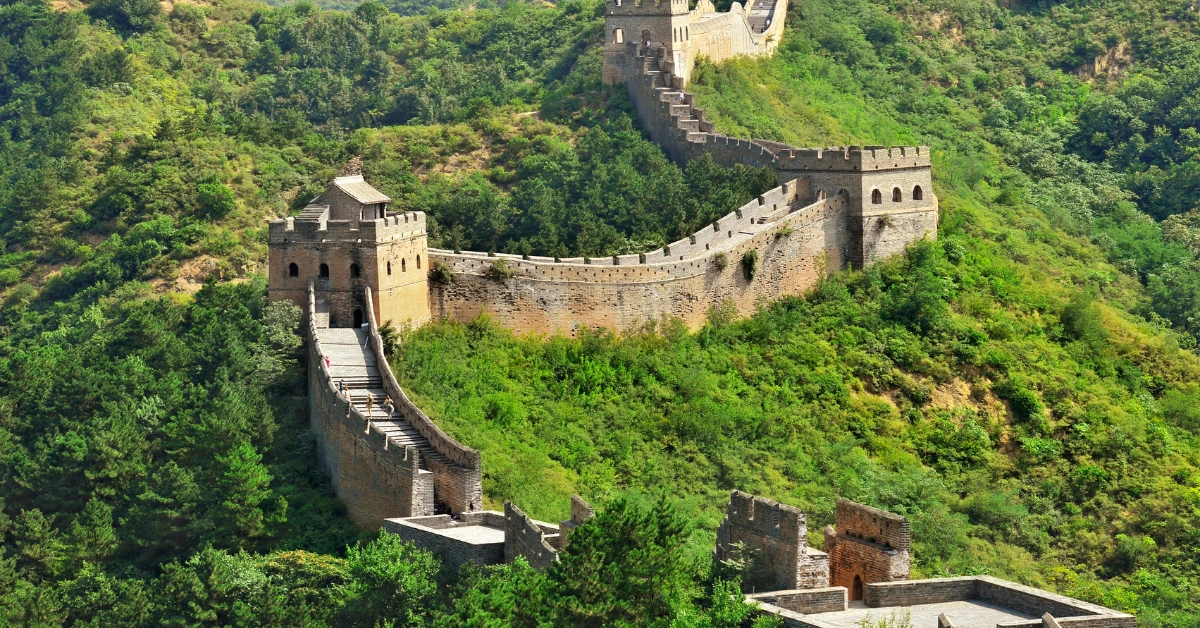 Look at these top 10 Destinations in China You Don't Want to Miss.